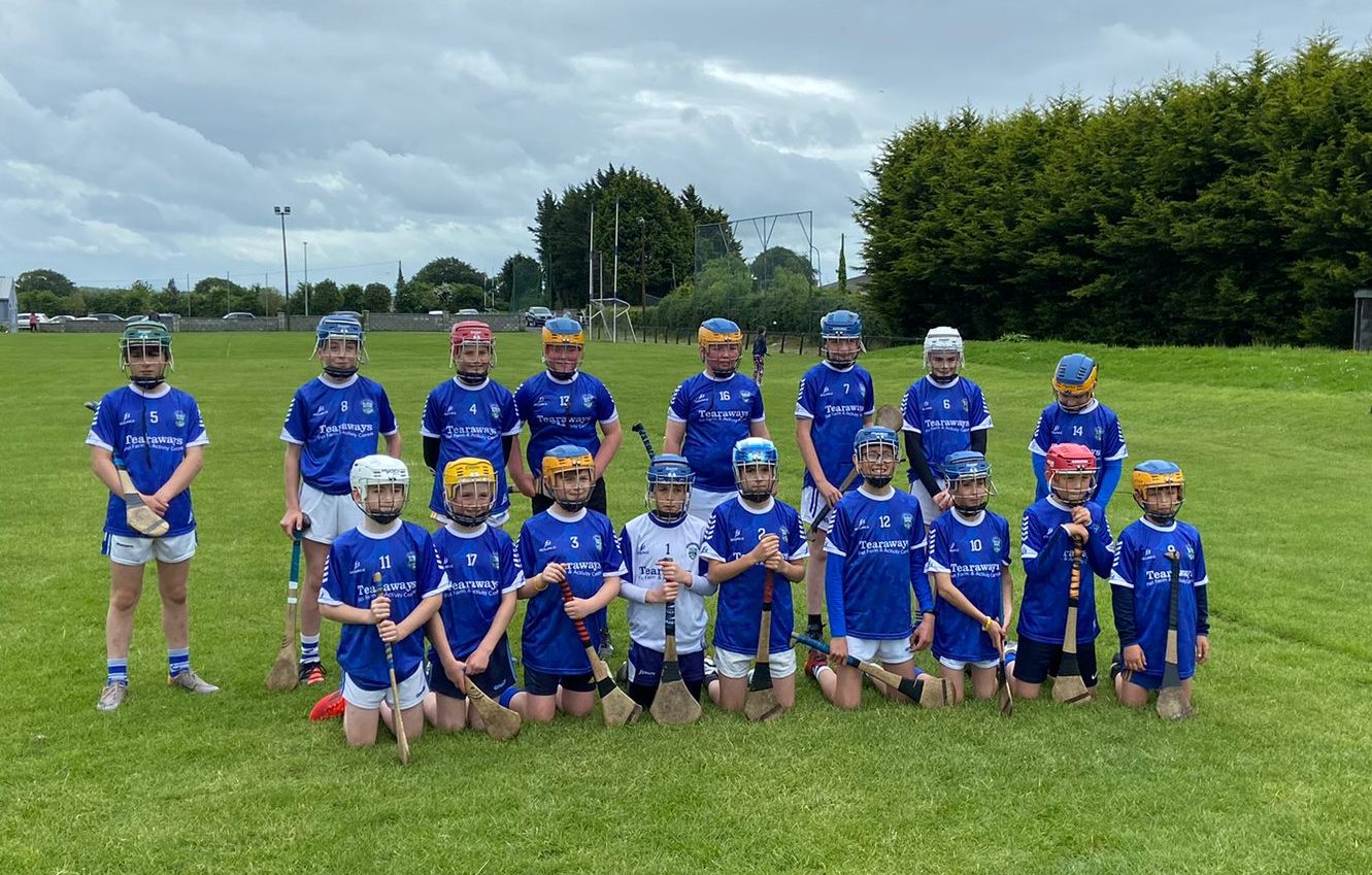 Lorrha Under 13s receive new Tearaways-sponsored jerseys – Lorrha GAA ...